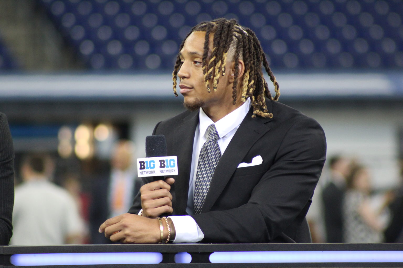 Stability At Ohio State Helping Ronnie Hickman Find Role As A Leader ...