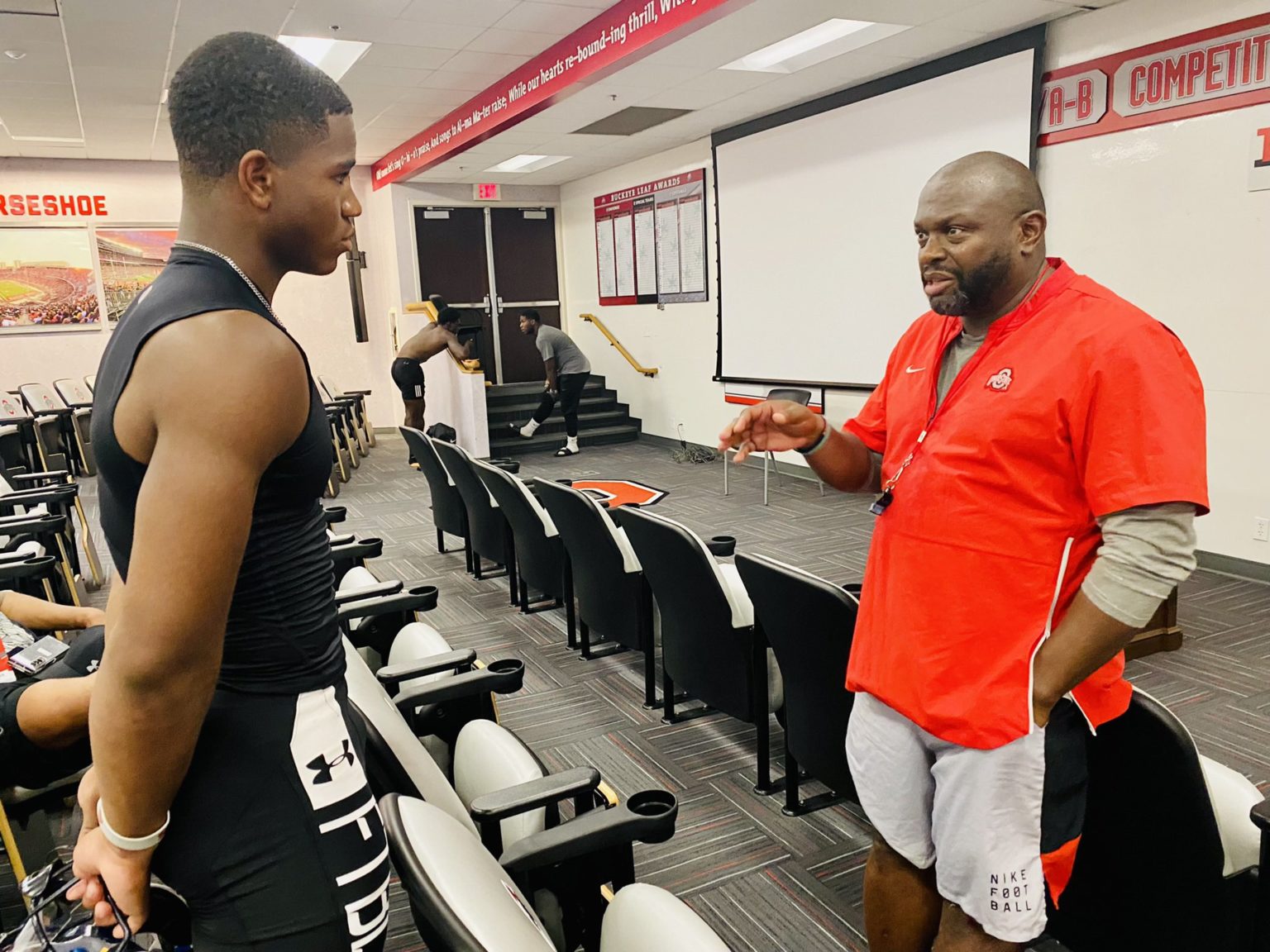 Early Signing Period: Four-Star Running Back James Peoples Signs With ...