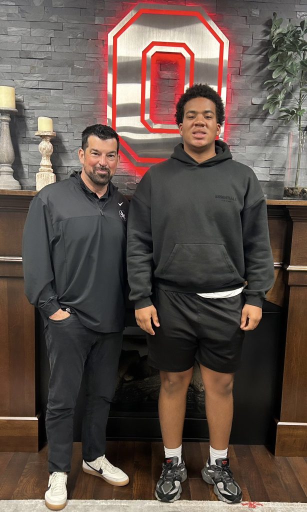 Three-Star Offensive Lineman Aaron Thomas Commits To Ohio State ...