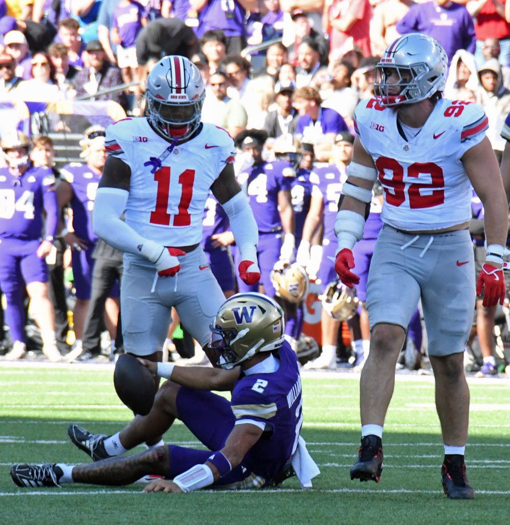 Caden Curry Named Big Ten Defensive Player of the Week – Buckeye Sports ...