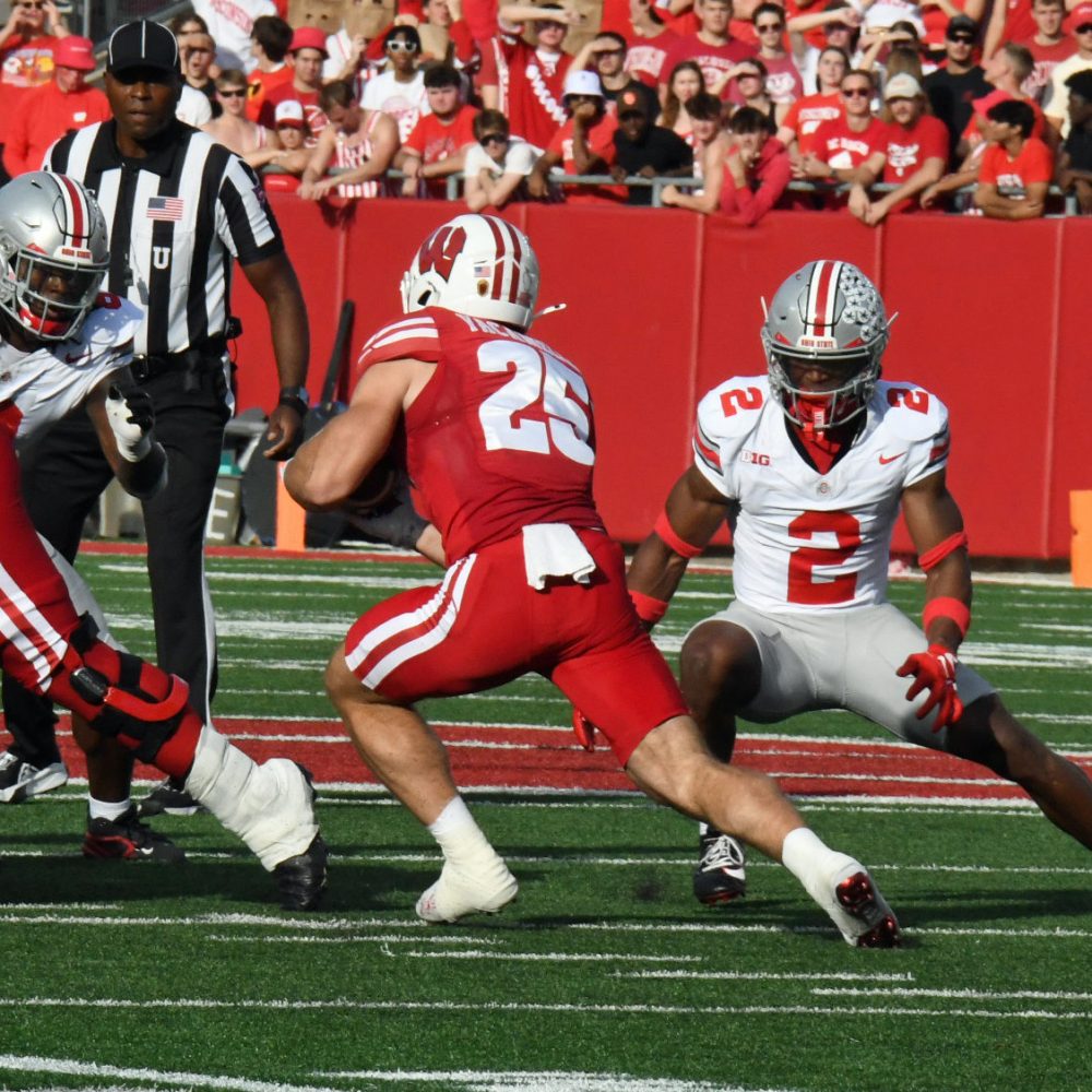 Four-Star Athlete Legend Bey Flips From Ohio State Back To Tennessee ...